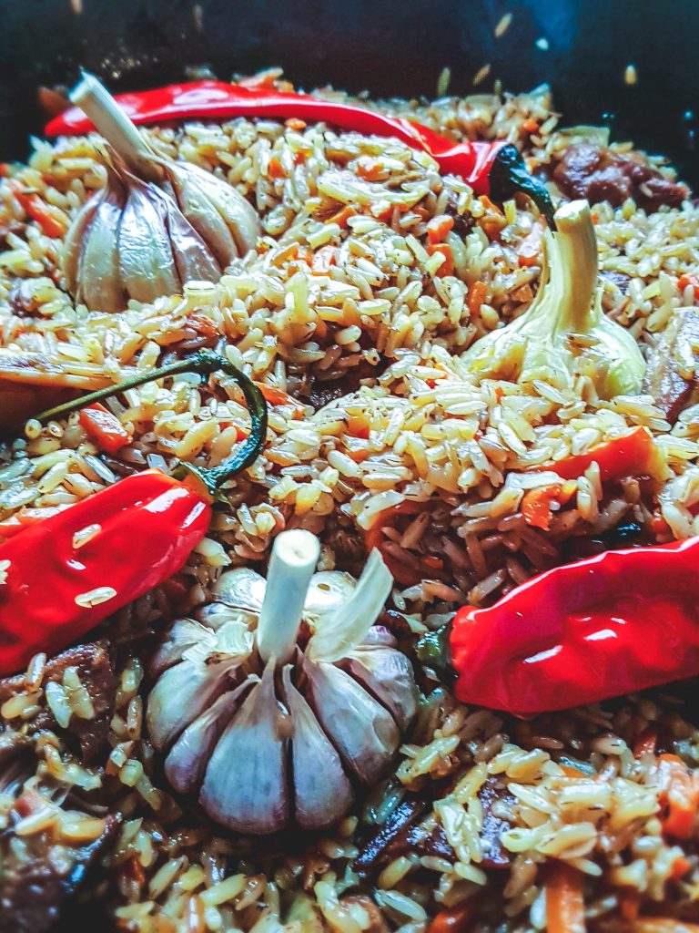 Ferganos Plovas iš Devzira Ryžių su Aviena – GoGrill.LT