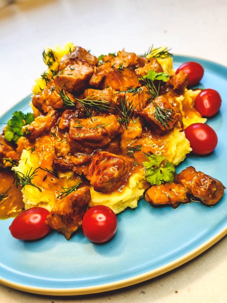 Troškinta Kiauliena su Kreivabūdėmis – GoGrill.LT